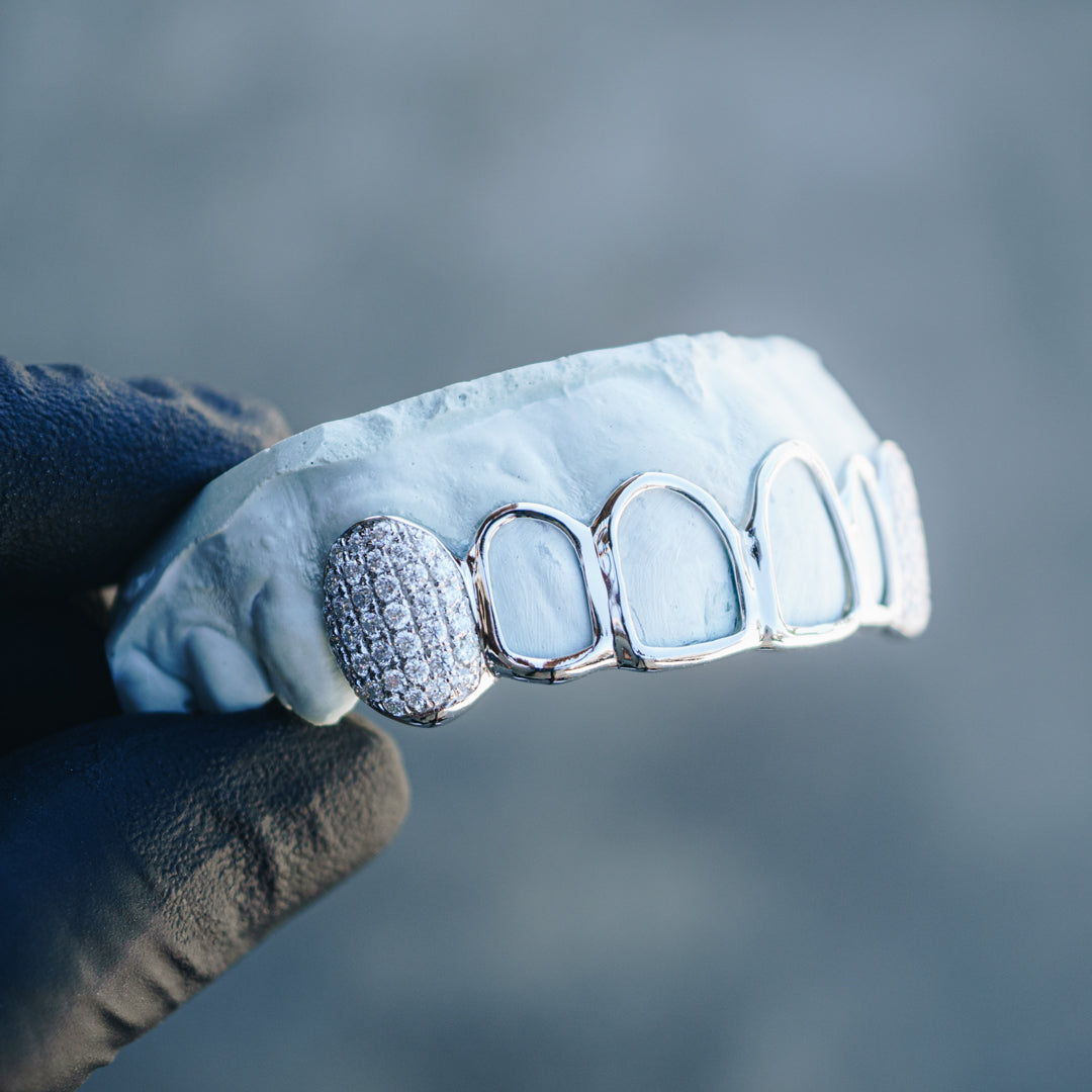 Open Face Iced Fangs Grillz - Sleek Style with VVS Moissanite - Custom ...